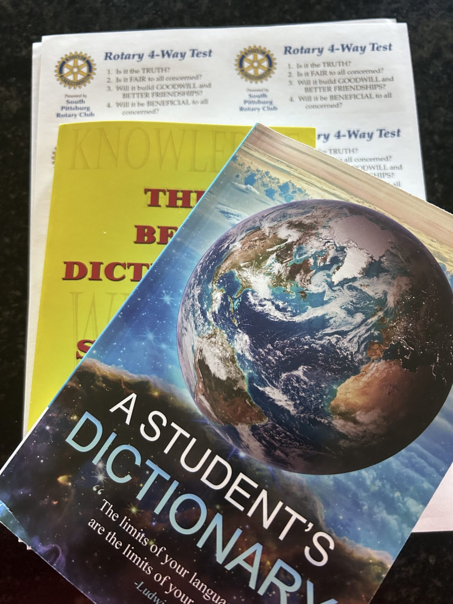 The South Pittsburg Rotary Club Supports Elementary School Students ...