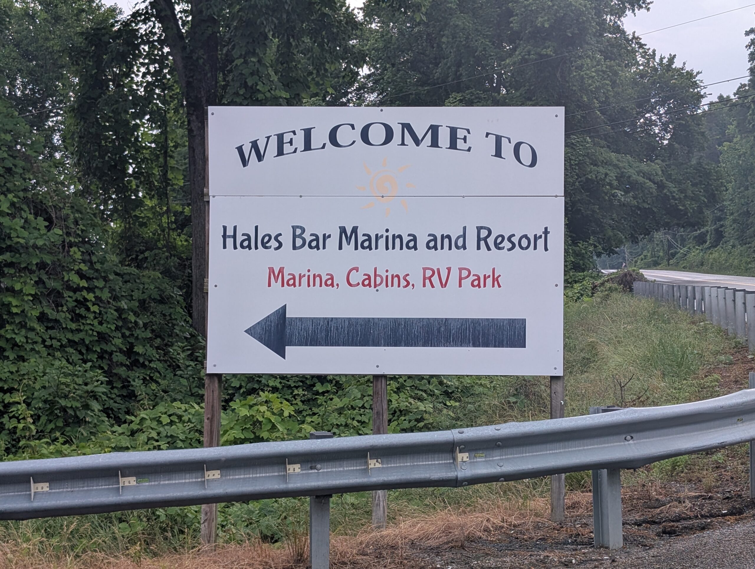 Boat rentals, history, and floating cabins at Hales Bar Marina & Resort ...